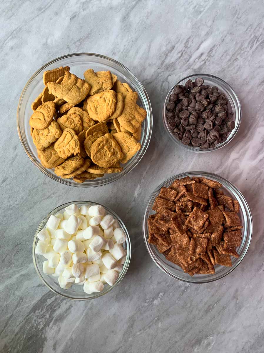 S'mores Trail Mix - Easy Camping Recipes - Jordo's World