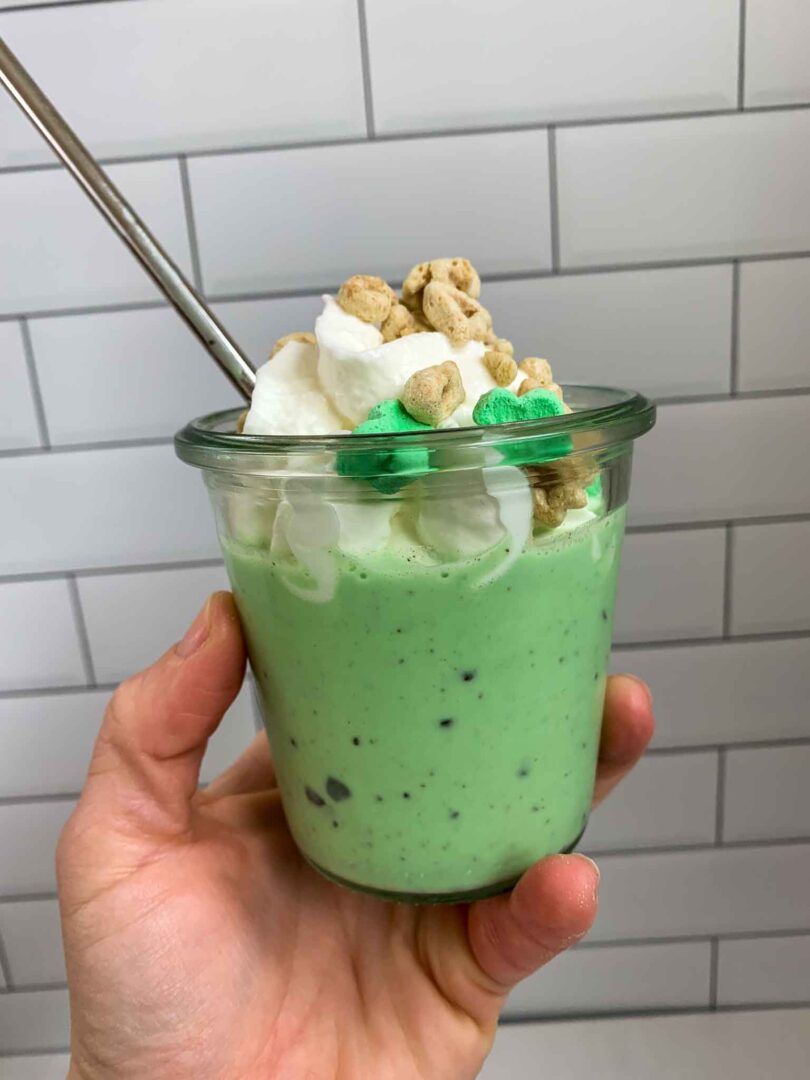 Easy Shamrock Shake Recipe - Jordo's World